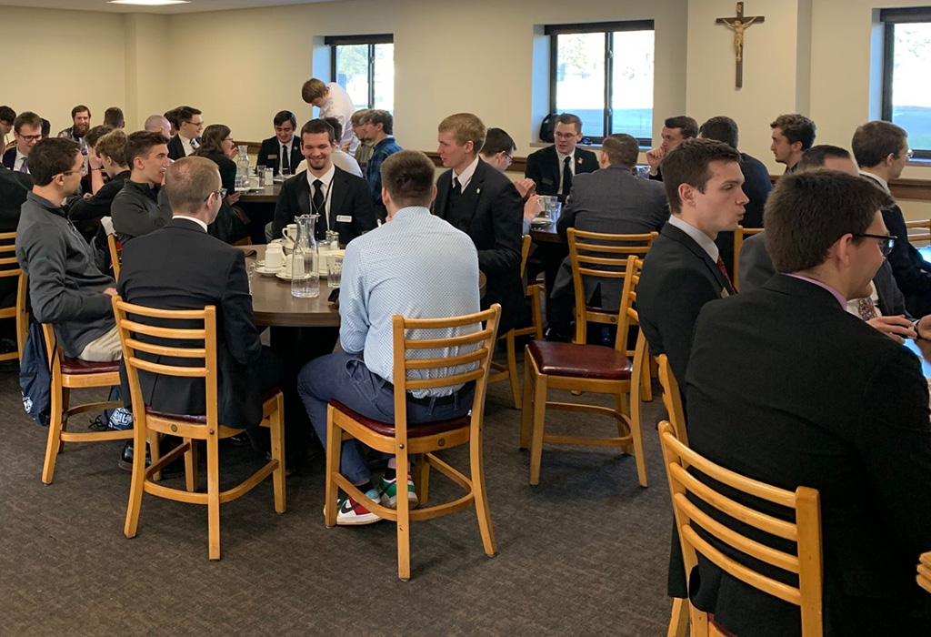 Discernment Groups | Diocese of Green Bay